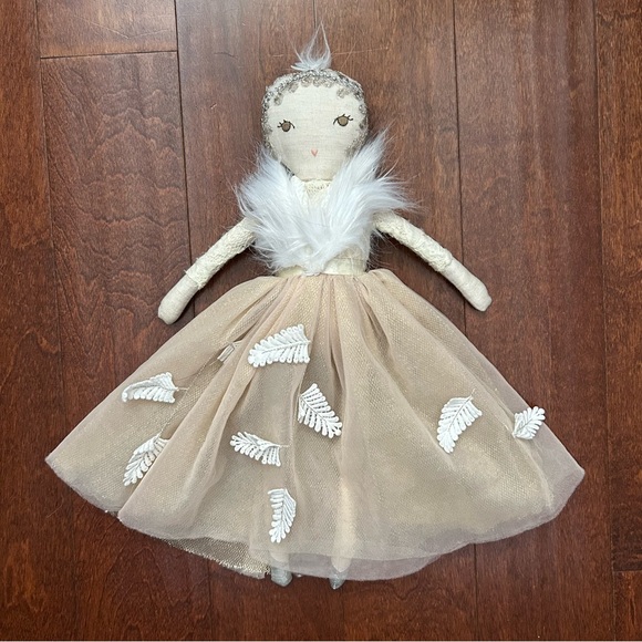 Pottery Barn Kids | Toys | Monique Lhuillier Pottery Barn Kids Skylar ...